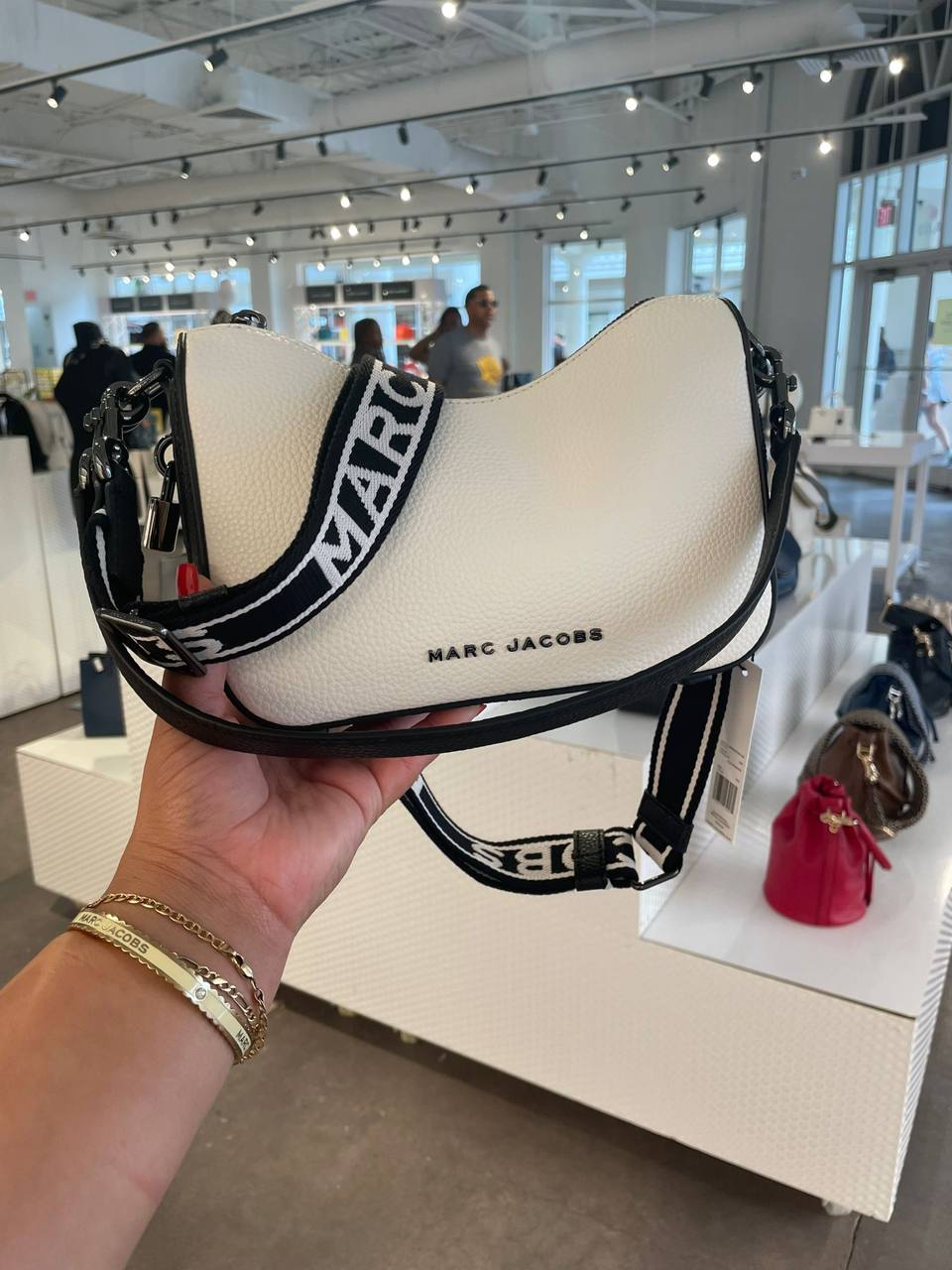 (PRE Order) MARC JACOBS Drifter Small Hobo – uMoMasShop